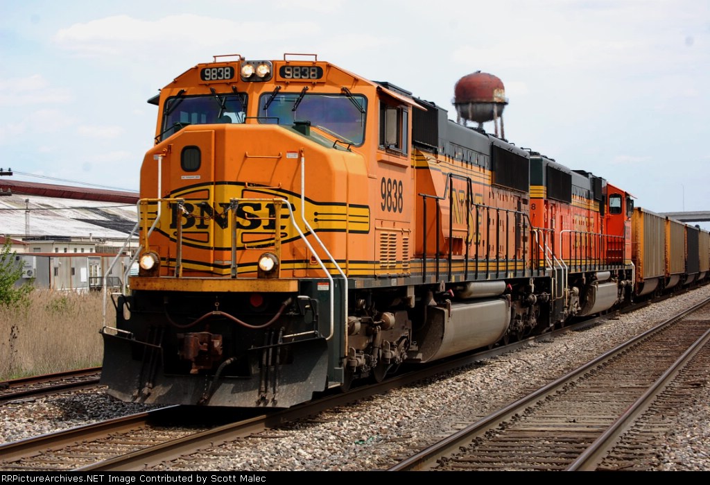 BNSF 9838 & 8988